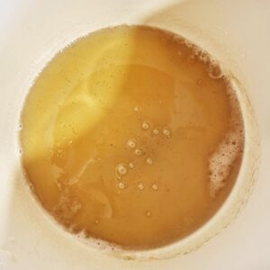 Ciocolata de casa cu merisoare, fistic & portocala confiata - madelicii.ro