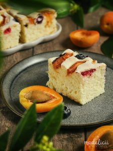 Pandispan cu fructe, pufos si aromat - madelicii.ro